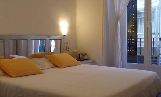 Hostal Casa Chueca - Madrid - Madrid