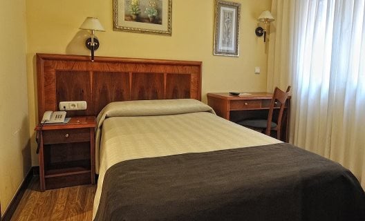 Hotel Alisi - Aranda Del Duero - Burgos
