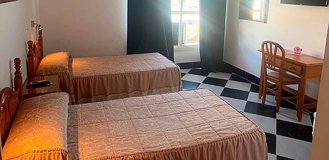 Hotel El Ancla - Alcala Del Rio - Sevilla