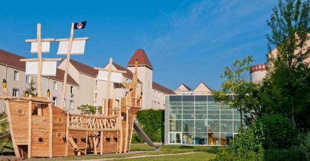 Hotel Explorers At Disneyland Resort Paris - Disneyland Paris - Paris