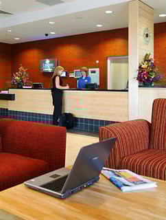 Hotel Holiday Inn Express Antrim - Antrim - Belfast