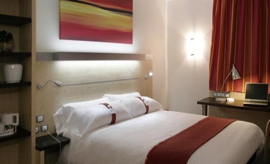 Hotel Holiday Inn Express Sant Cugat - Sant Cugat Del Valles - Barcelona