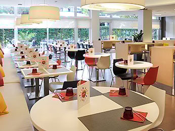 Hotel Ibis Barcelona Fira De Cornella - Cornella De Llobregat - Barcelona