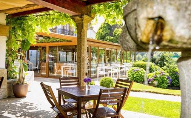 Hotel Monumento Y Apartamentos Pazo Do Río - Oleiros - A Coruña