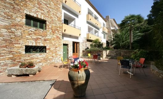Hotel Sa Riera - Begur - Girona