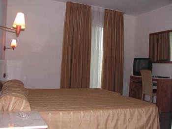 Hotel Xurin - Cardedeu - Barcelona