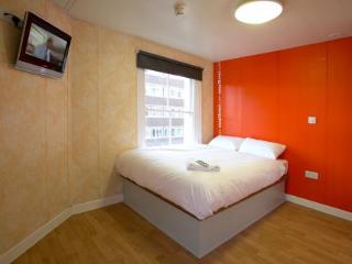 Hotel Easyhotel London Luton - Luton Airport - Londres