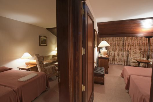 Hotel Riu Fluviá Olot - Olot - Girona